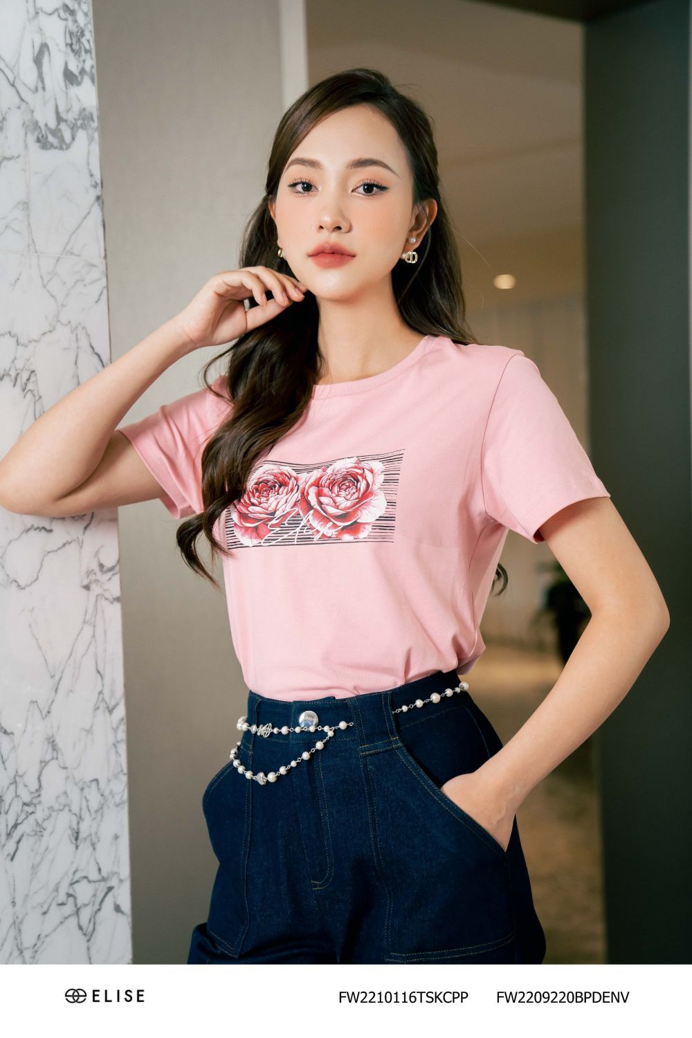 ÁO THUN HỒNG IN HOA