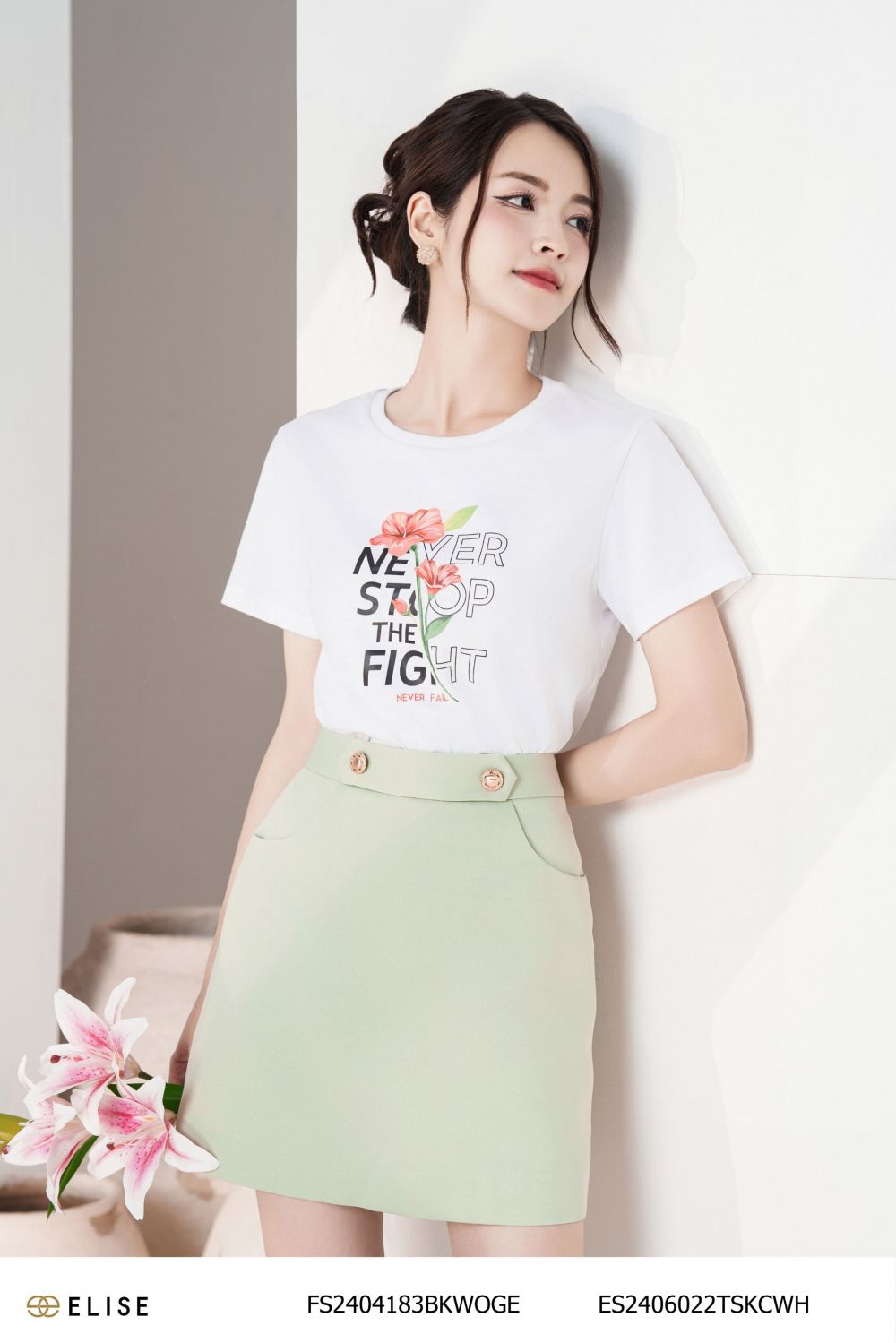 ÁO THUN TRẮNG NEVER STOP THE LIGHT