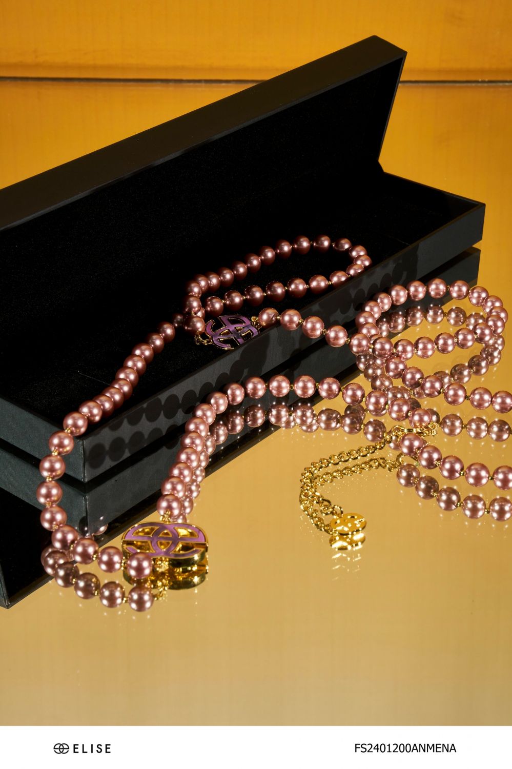 VÒNG CỔ EVELYN HẠT TRAI HỒNG