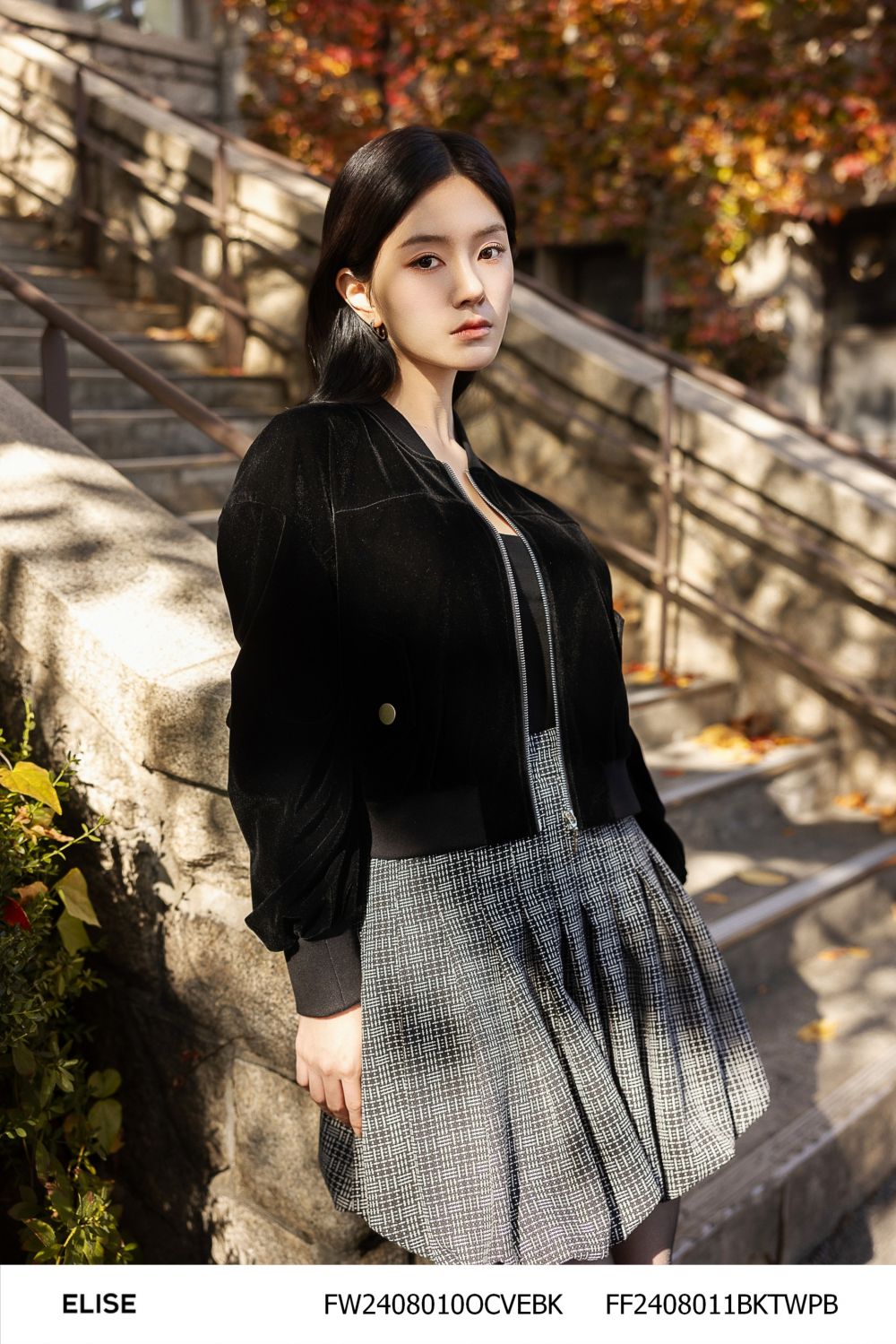 ÁO KHOÁC NHUNG BUDLANH ĐEN BO GẤU